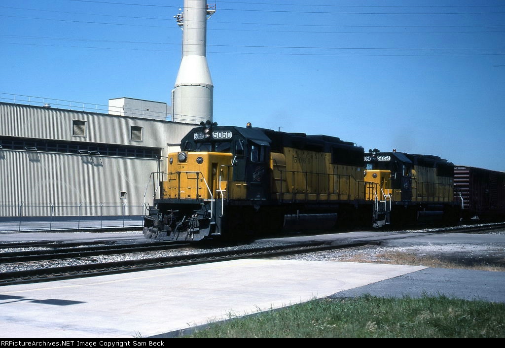 CNW 5060 and 5054